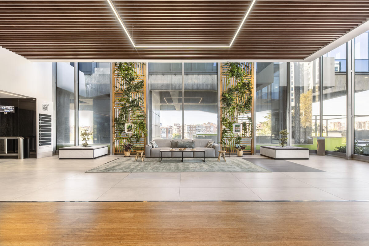 Galeria - Los Cubos - alquiler de oficinas en Madrid